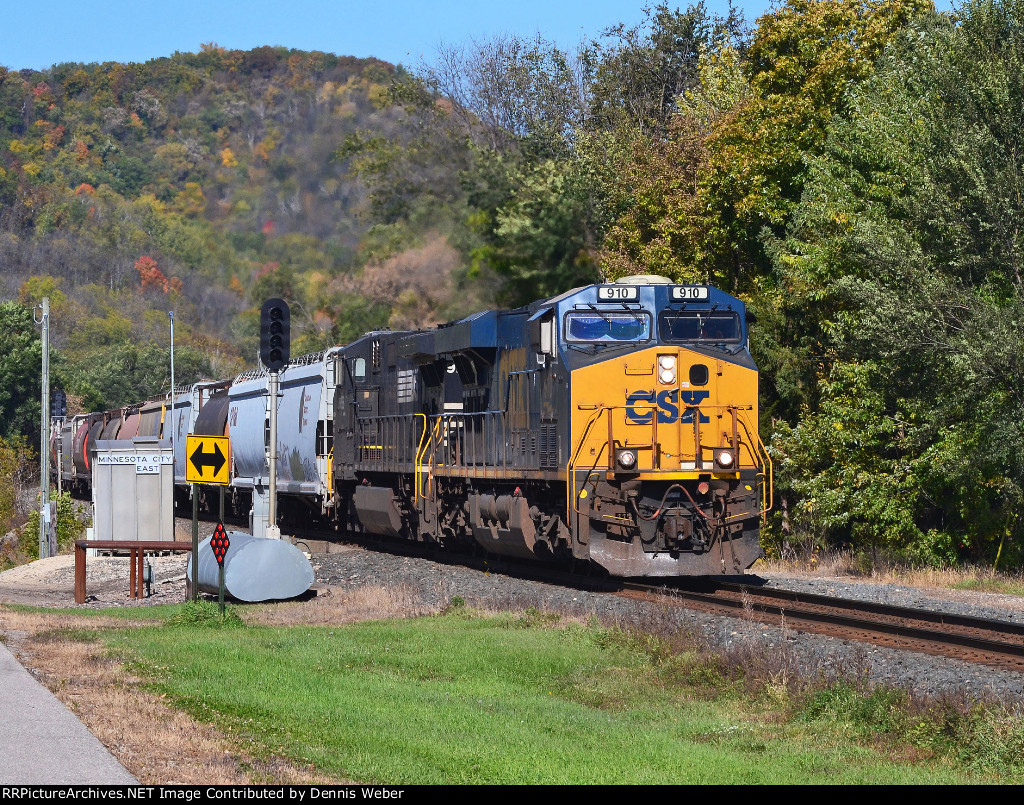 CSX- 910.